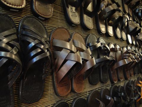 Day 4: Chatuchak Weekend Market | The Castaway Life